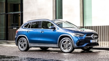Mercedes GLA 250 e plug-in hybrid UK review pictures | DrivingElectric