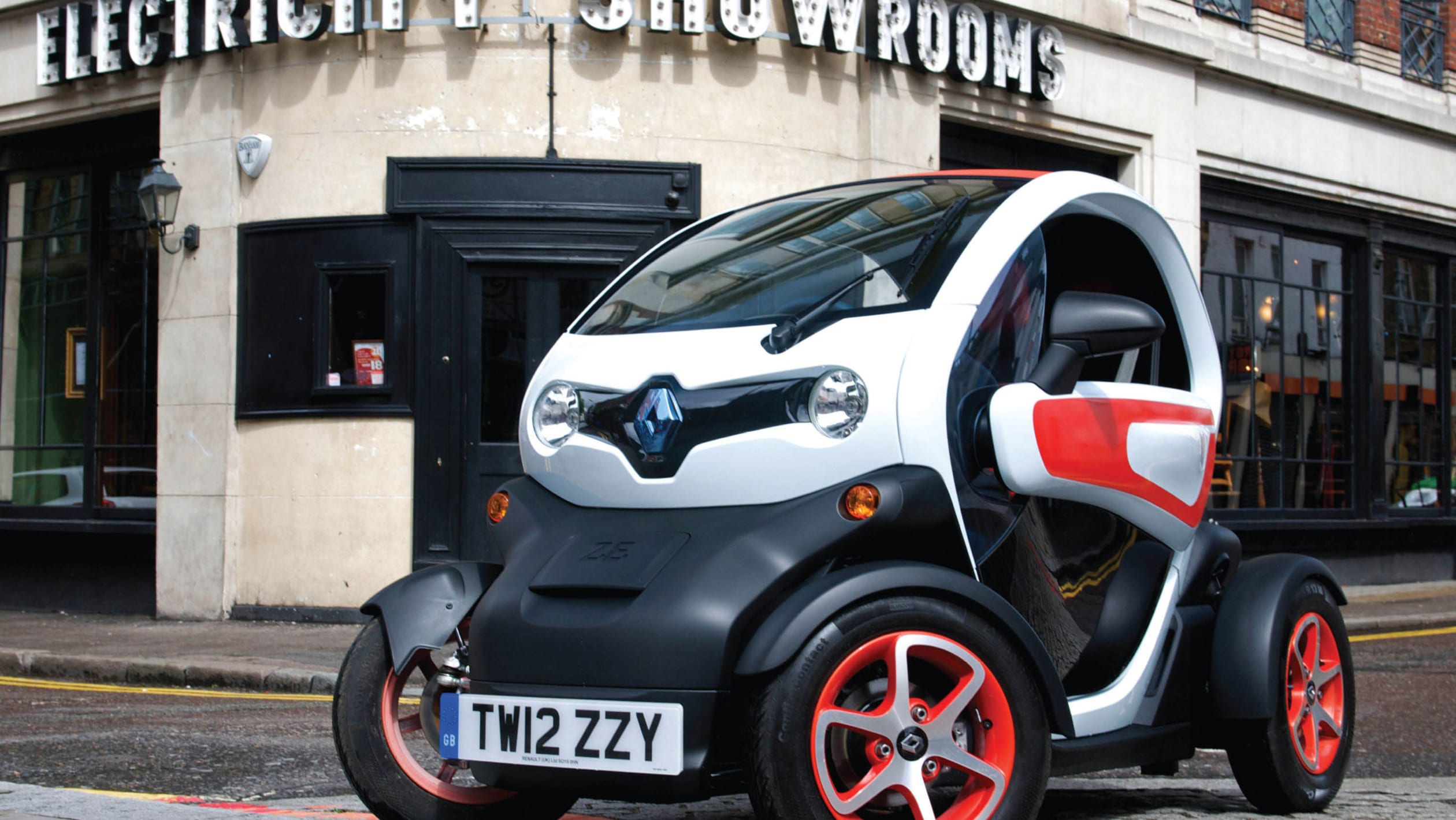 Renault Twizy review | DrivingElectric
