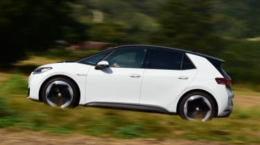 Volkswagen ID.3 review pictures | DrivingElectric