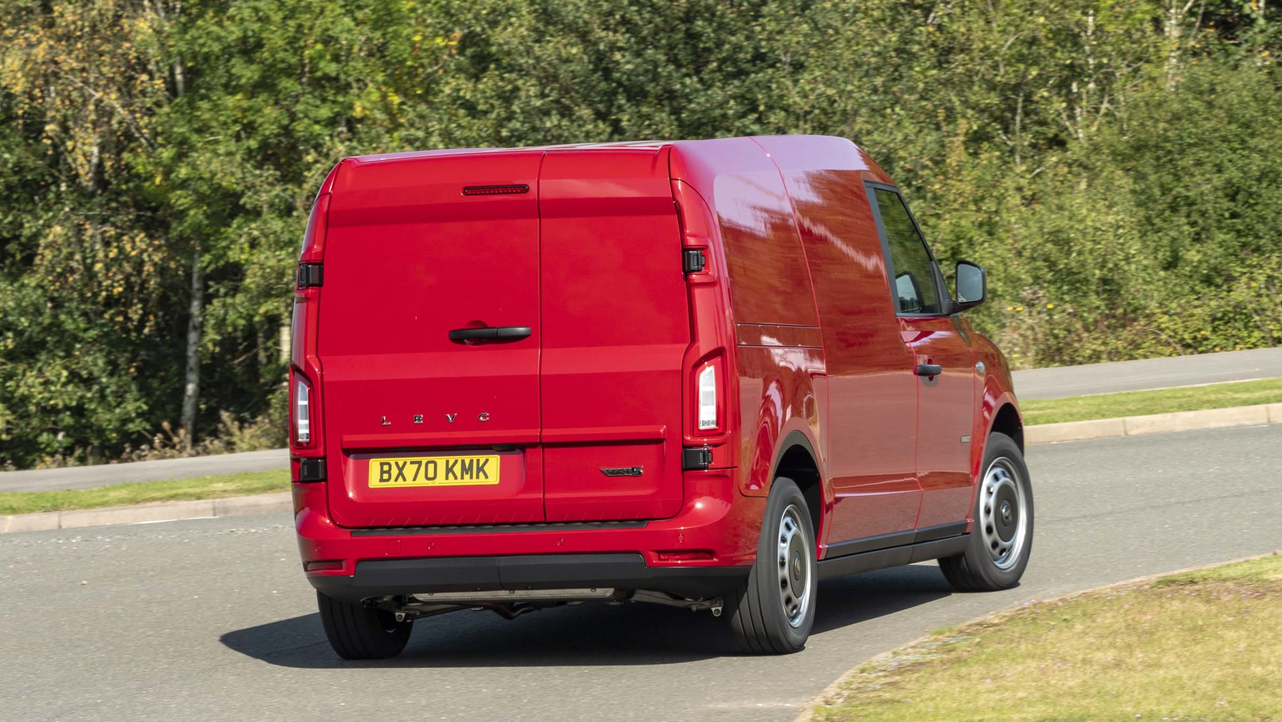 LEVC VN5 hybrid van review pictures | DrivingElectric