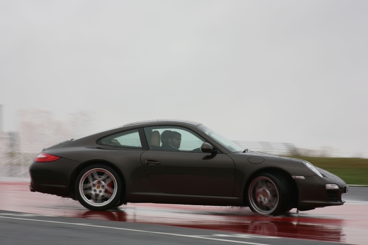 What is traction control and how does it work? | DrivingElectric