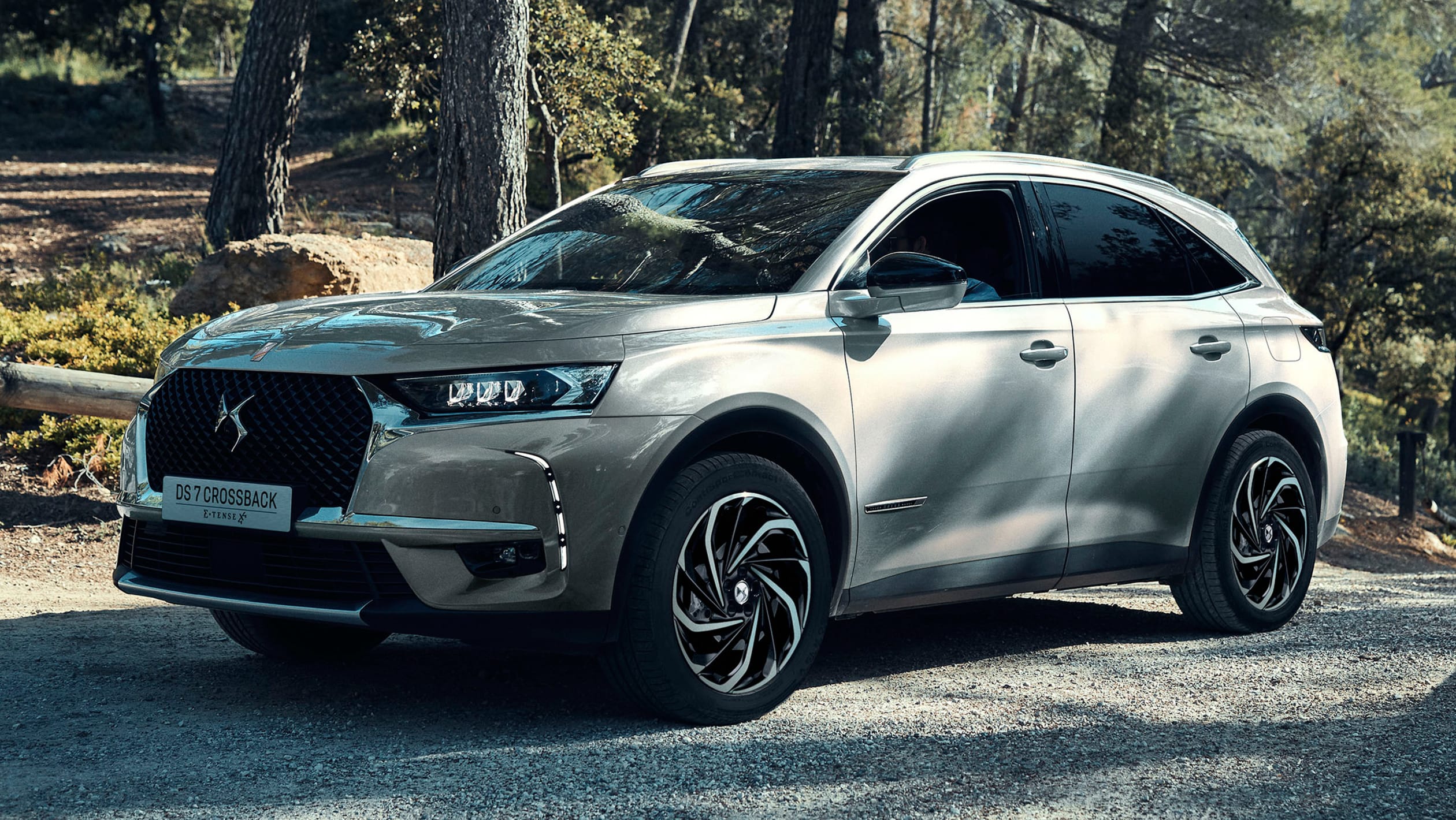 DS 7 Crossback E-TENSE: specs, price and release date pictures ...