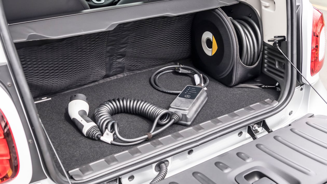 Smart EQ ForTwo Coupe (2014-2019) practicality & boot space ...