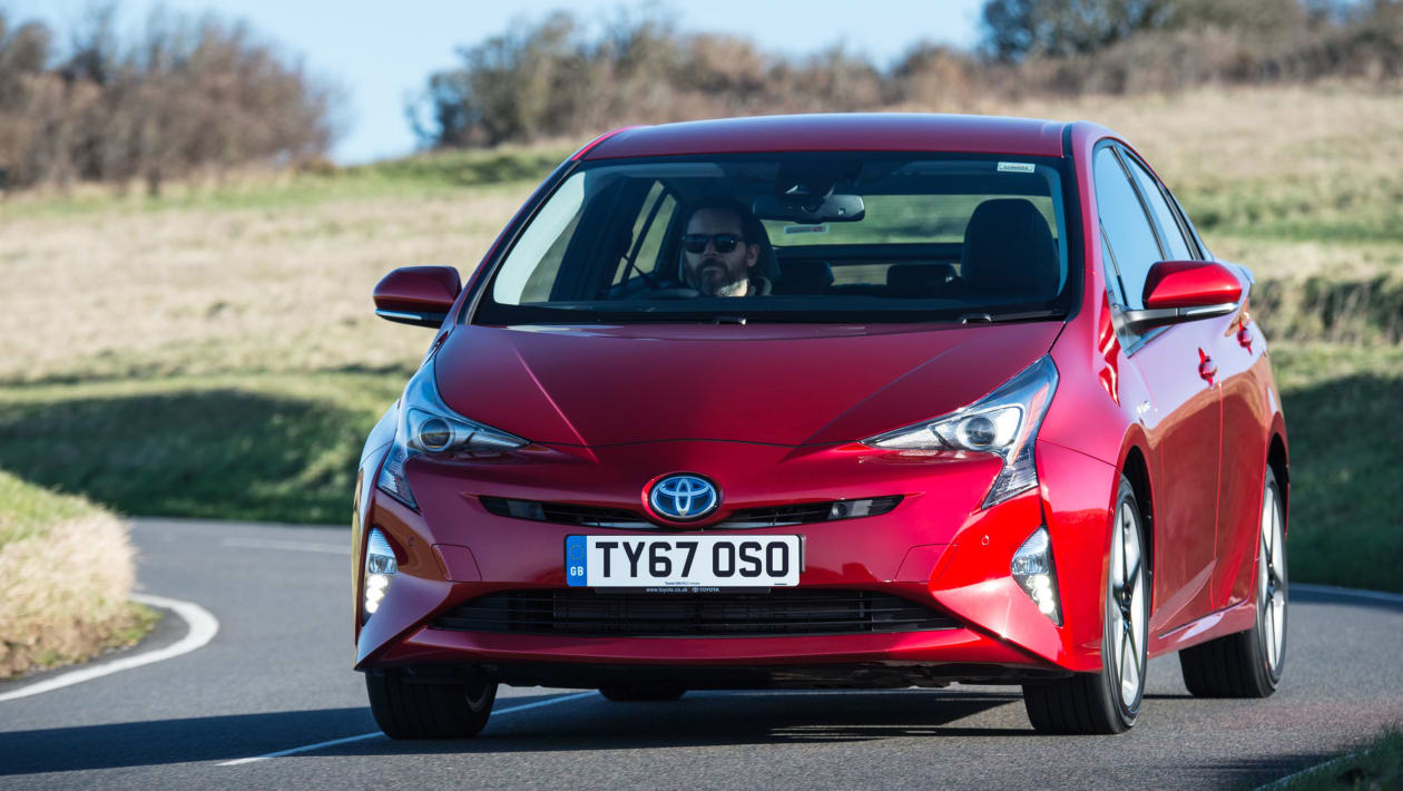 Hybrid cars dominate 2019 Driver Power survey | DrivingElectric