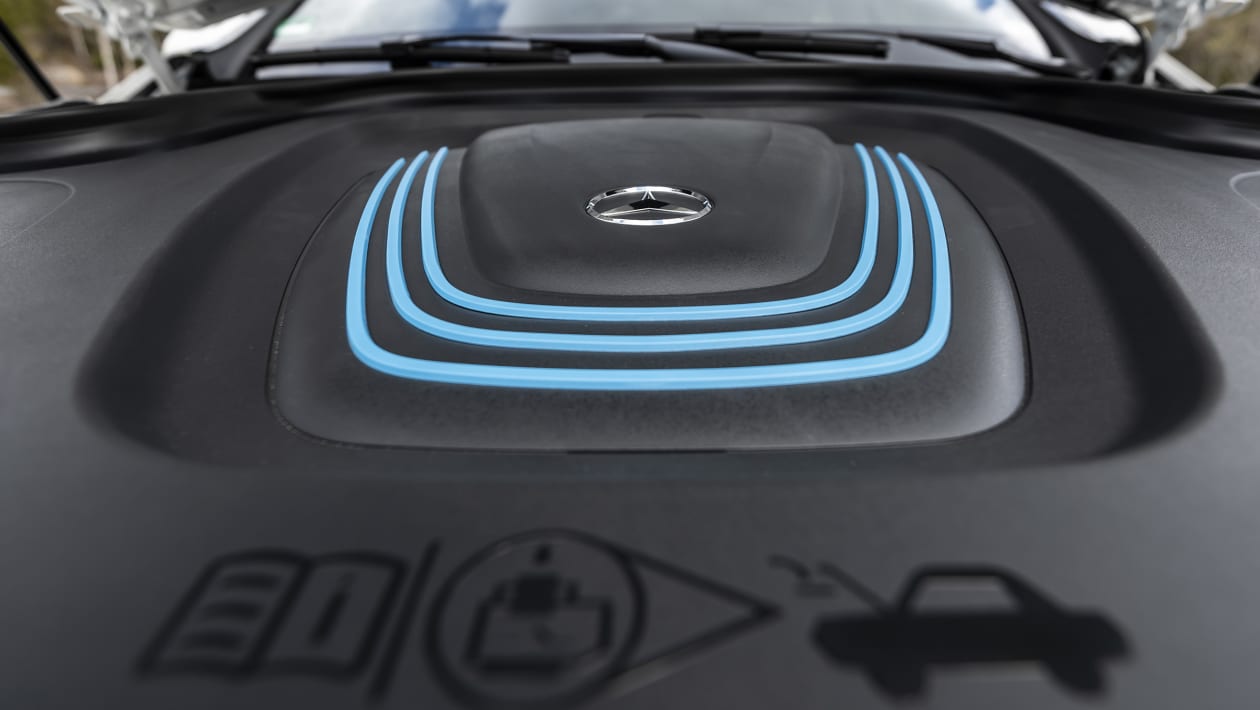 The future of electric-car batteries, according to Mercedes ...
