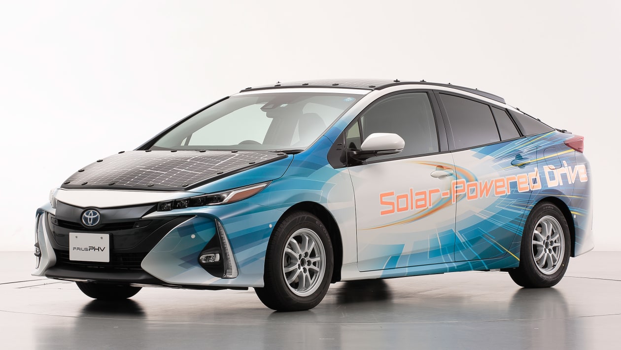 Toyota to trial solar batteries on electrified cars | DrivingElectric