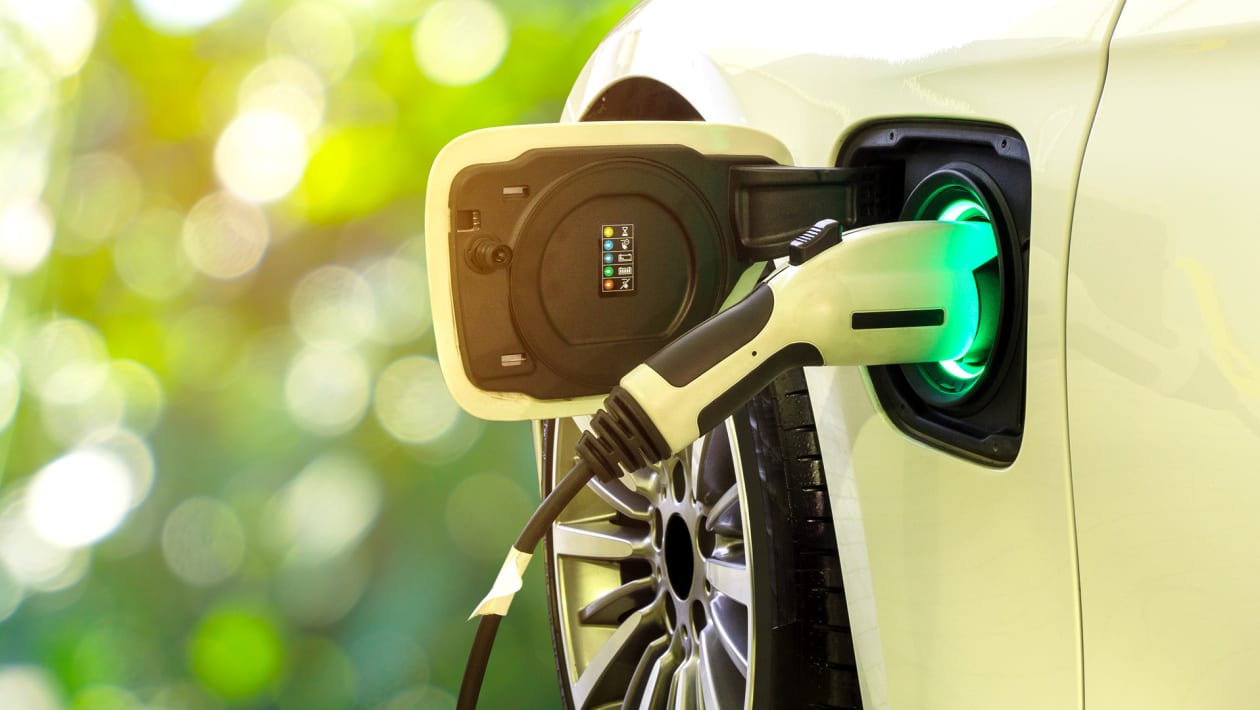 5 things you need to know when buying a PHEV | DrivingElectric