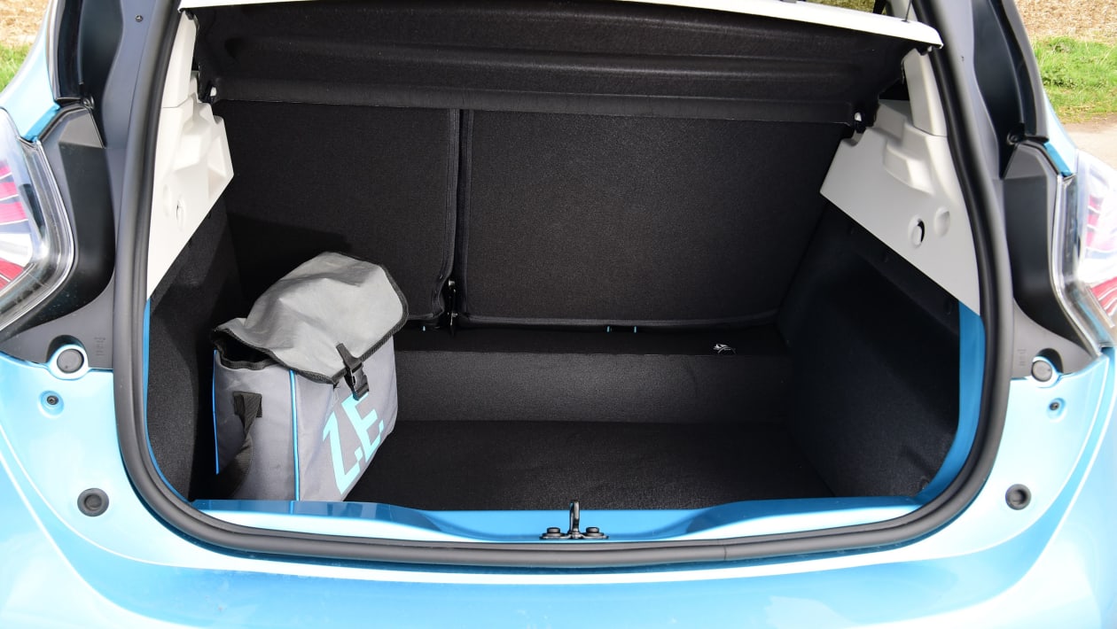 MINI Electric vs Renault ZOE: space and practicality | DrivingElectric