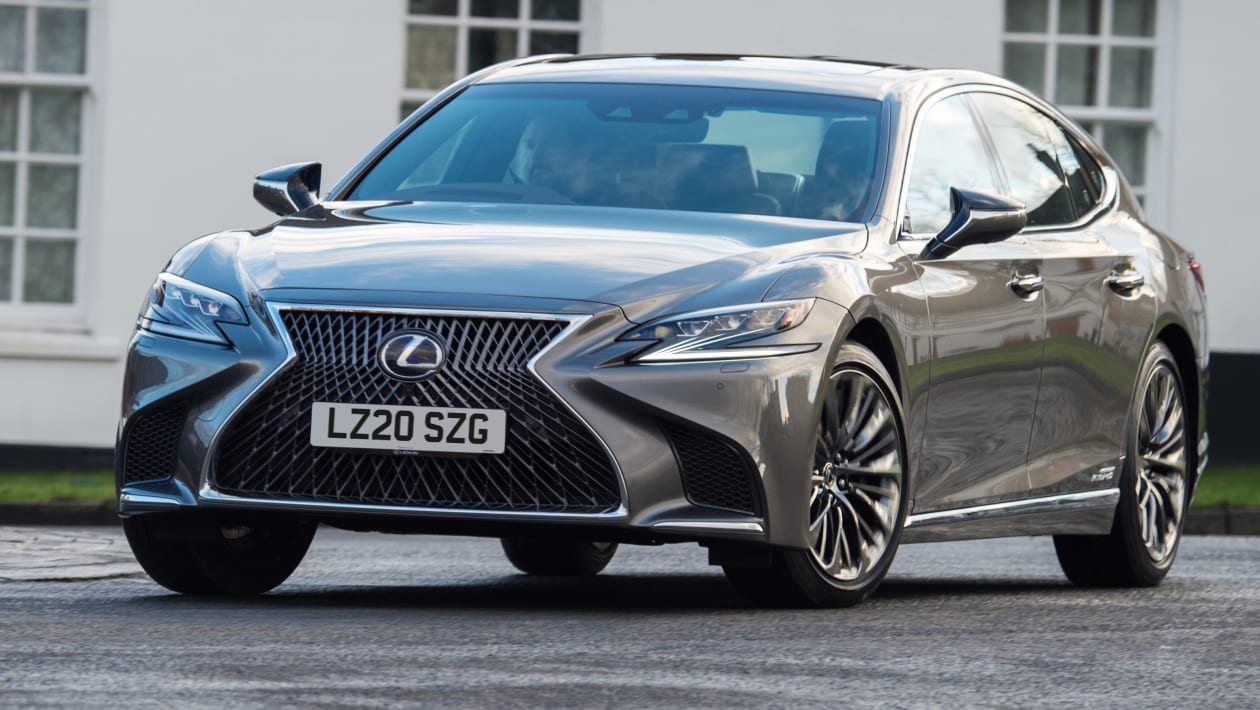 Lexus LS 500h performance, top speed & engine | DrivingElectric