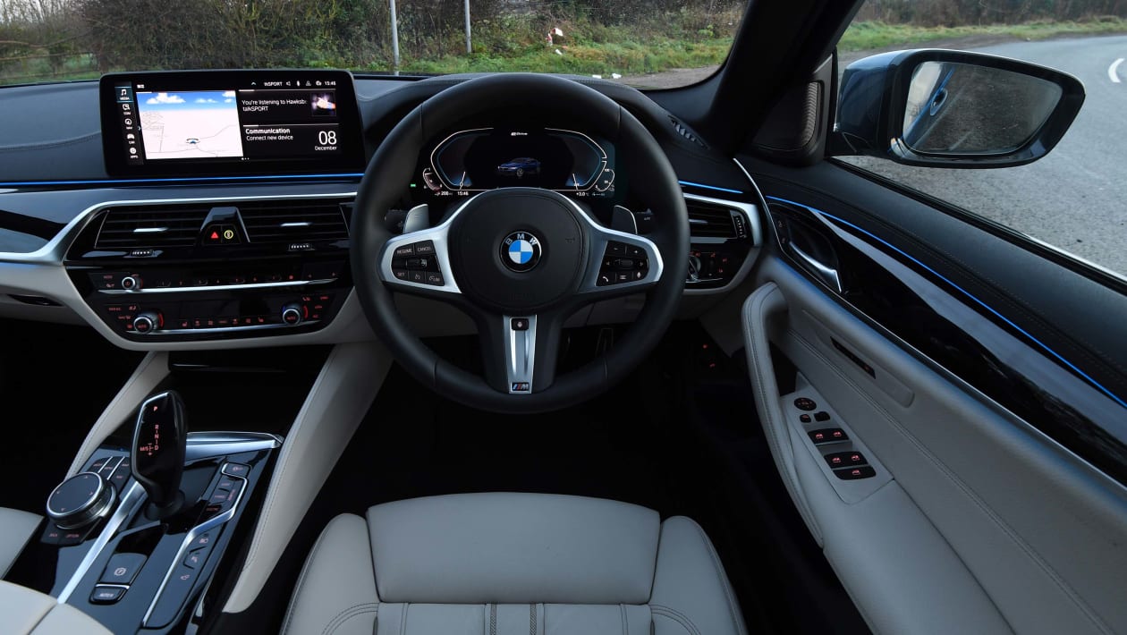 BMW 530e Hybrid Interior Dashboard Comfort DrivingElectric