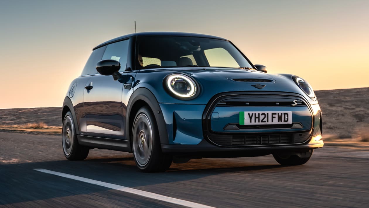 Mini Electric Hatchback 135kW Cooper S Multitone Edition 33kWh 3dr Auto | DrivingElectric
