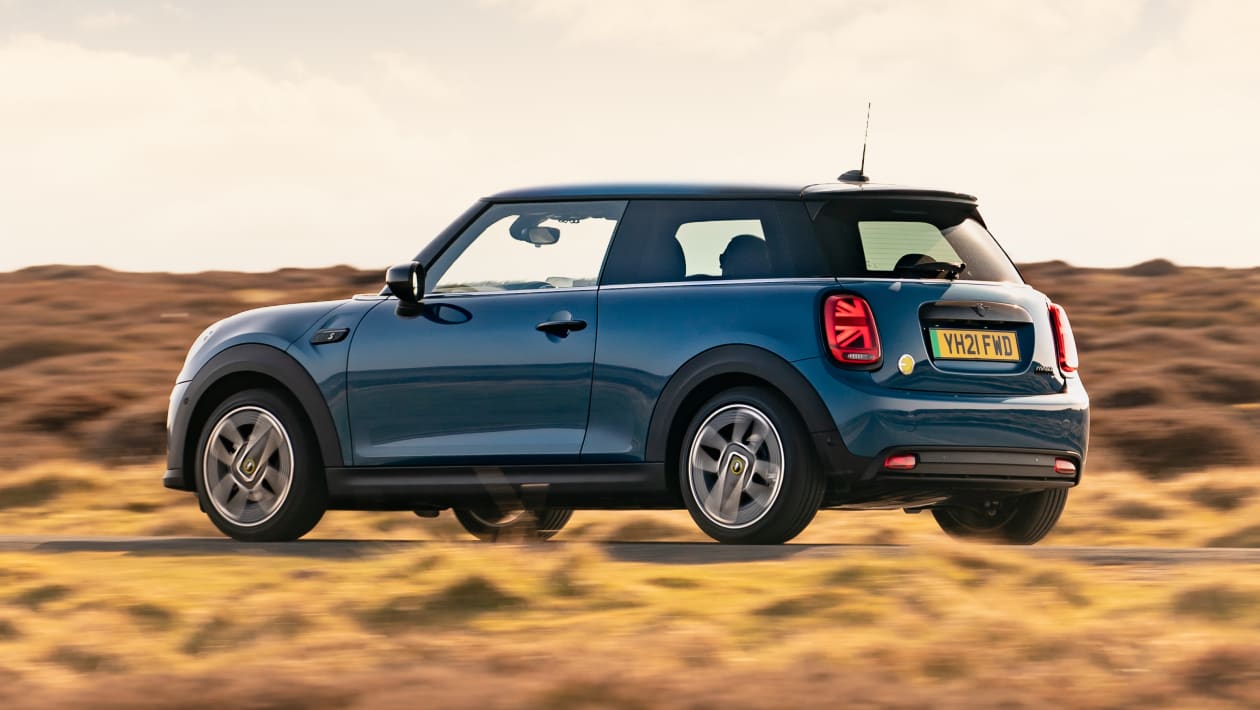 MINI Electric review: running costs & insurance 2023 | DrivingElectric