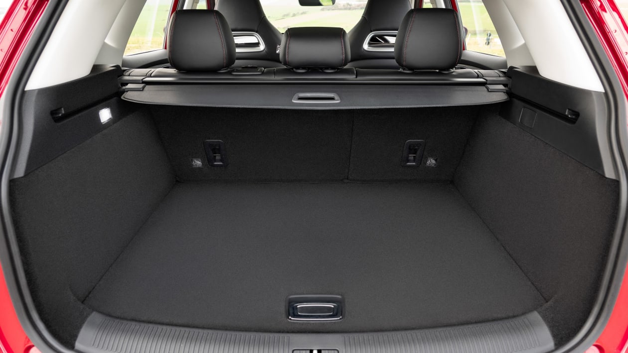 MG HS Plug-In boot space, seating & practicality | DrivingElectric