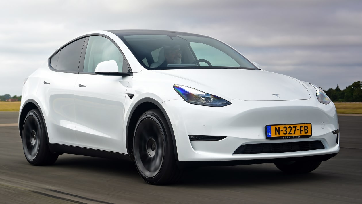 2021 Tesla Model Y UK review pictures | DrivingElectric