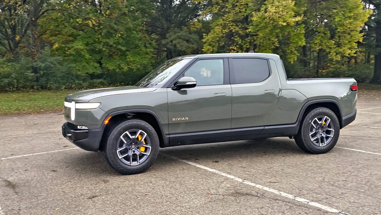 Rivian R1T electric pickup pictures | DrivingElectric