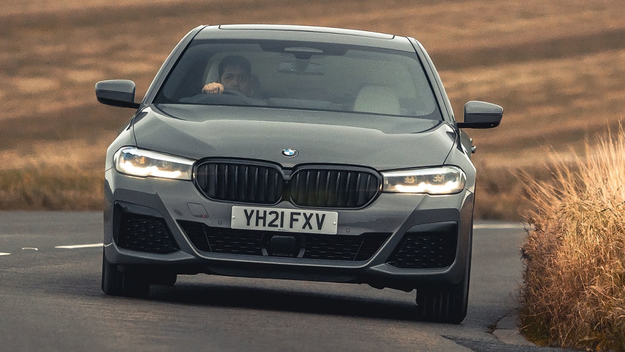 BMW 545e xDrive hybrid UK review pictures | DrivingElectric