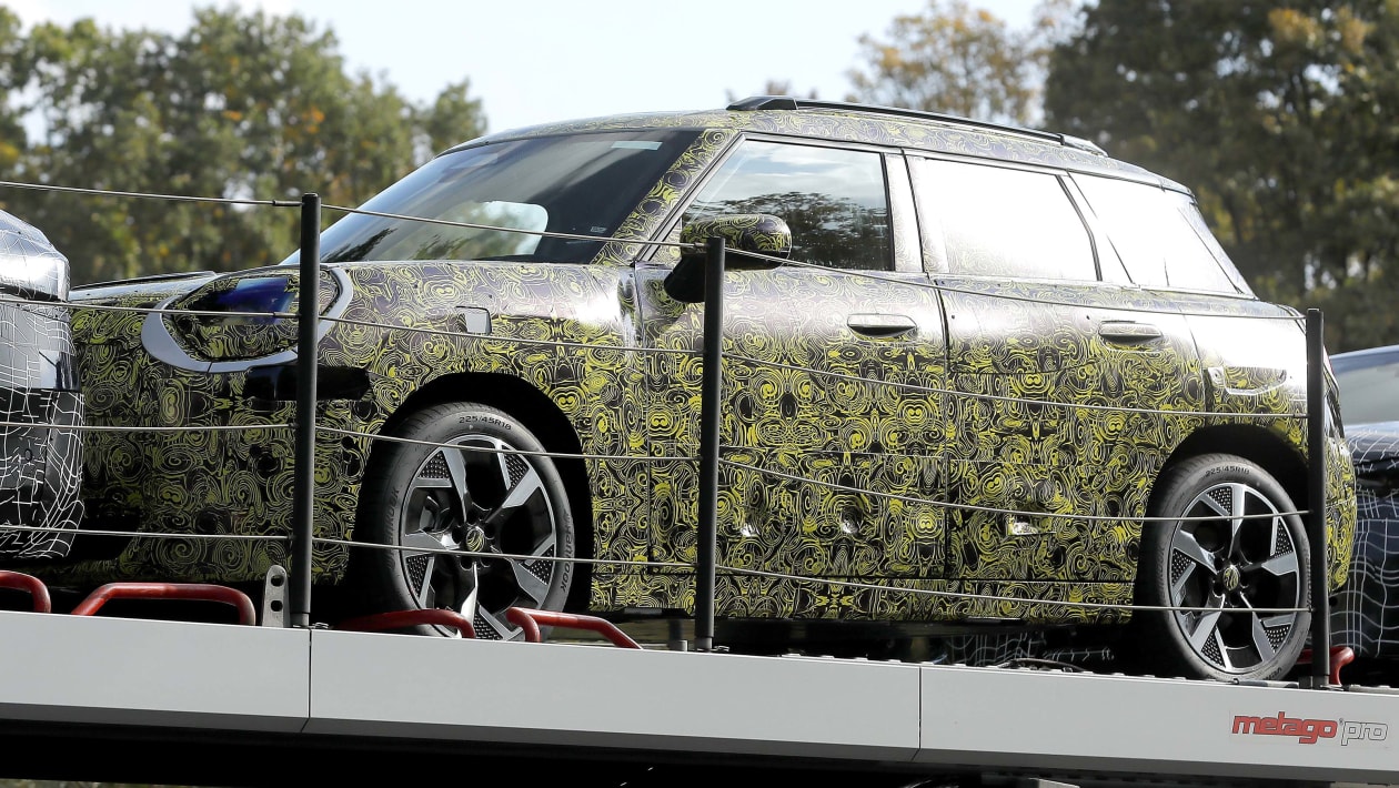 2024 MINI Aceman pictures | DrivingElectric