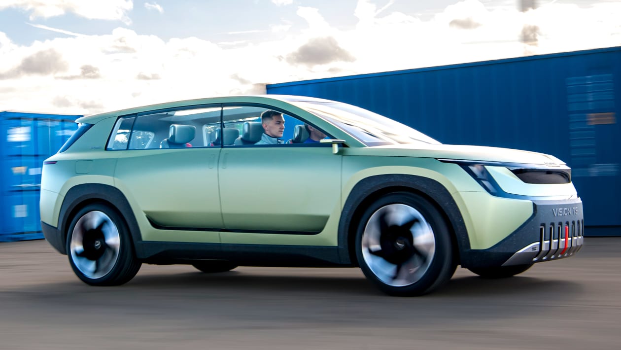 Skoda Vision 7S: electric seven-seater with over 370-mile range ...