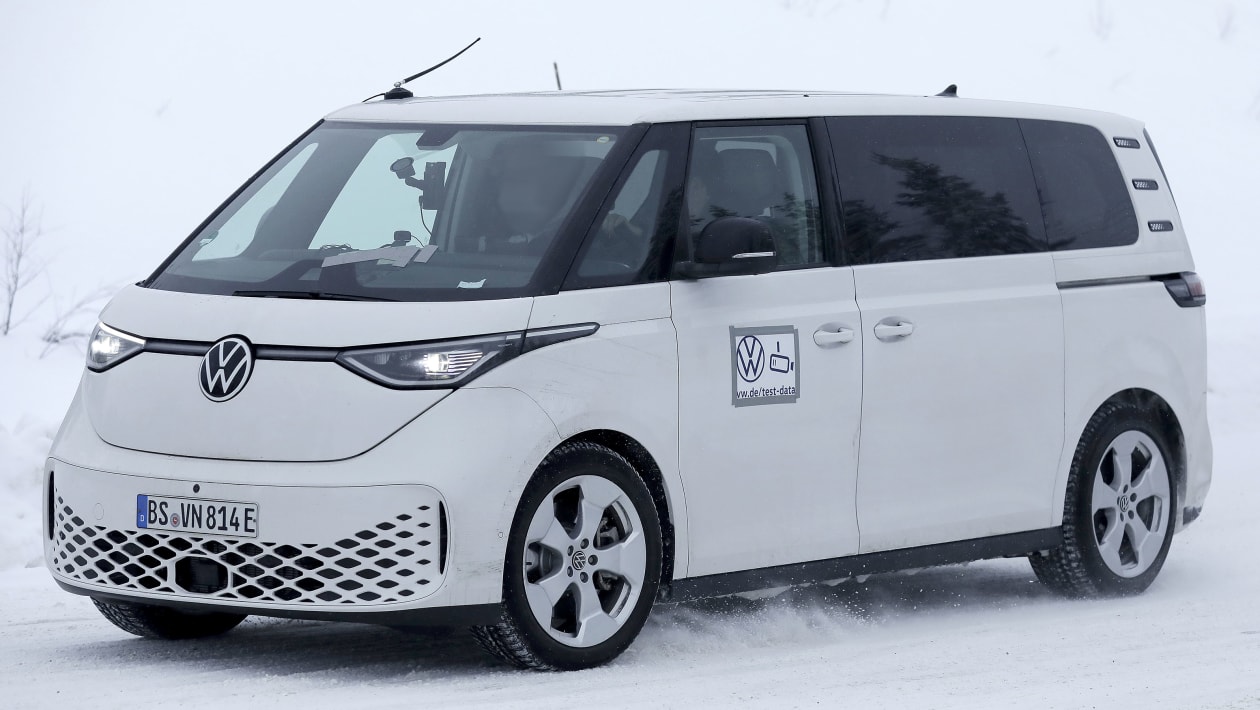 New Volkswagen ID. Buzz long wheelbase spy shots and teaser images ...