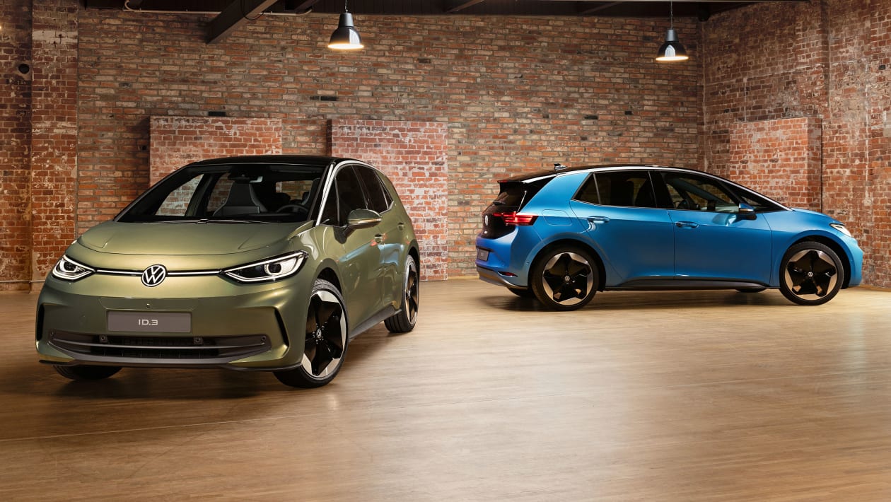 Facelifted Volkswagen ID.3 electric hatchback pictures | DrivingElectric