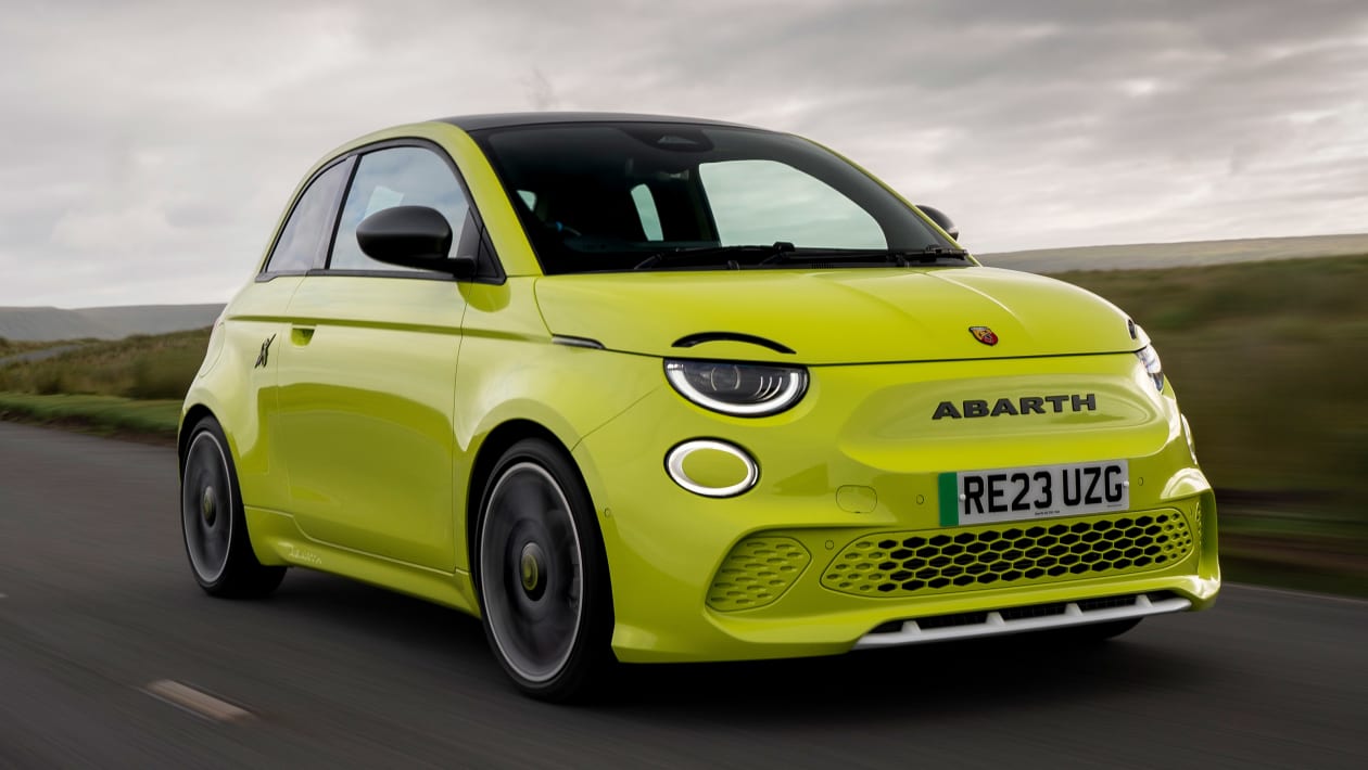 Abarth 500e review | DrivingElectric