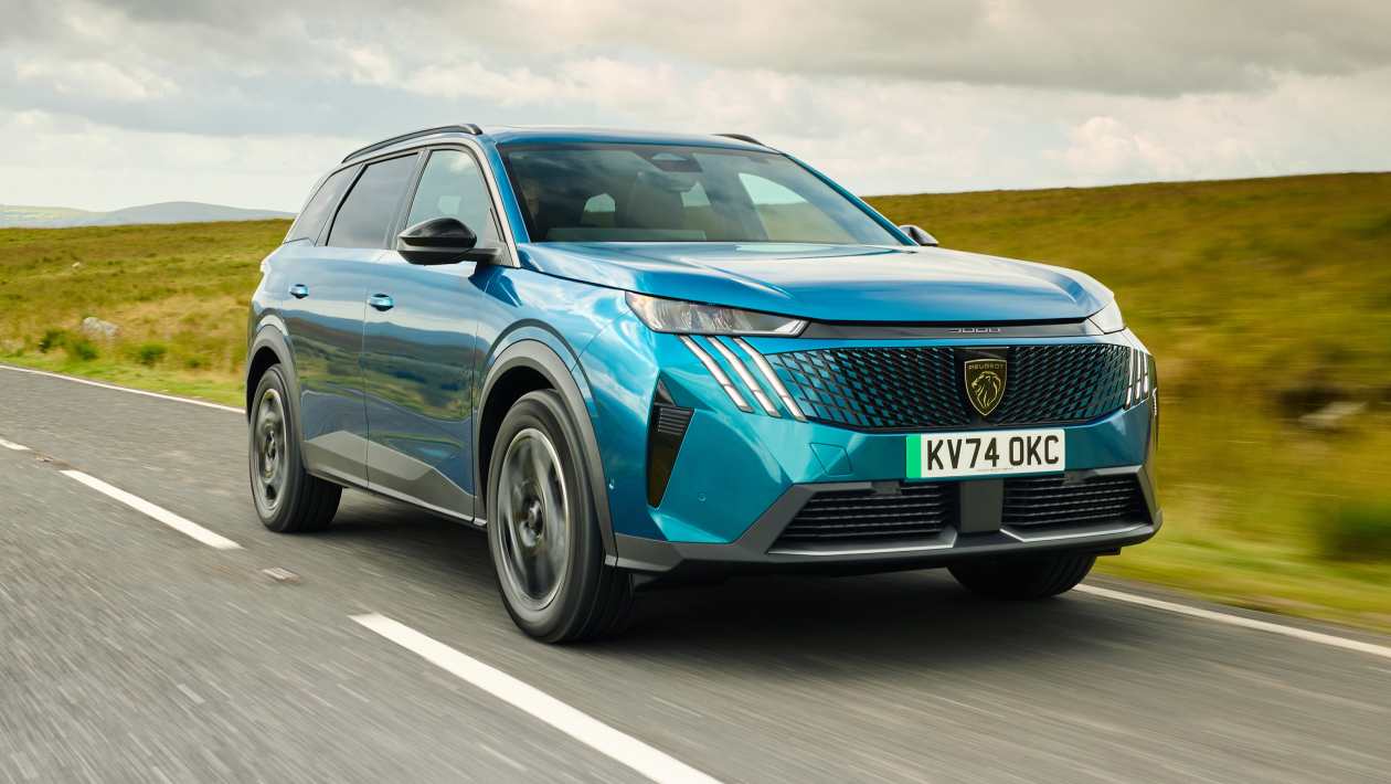 Peugeot E-5008 review | DrivingElectric