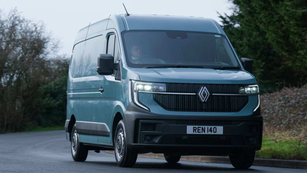 Renault Master E-Tech van - pictures | DrivingElectric