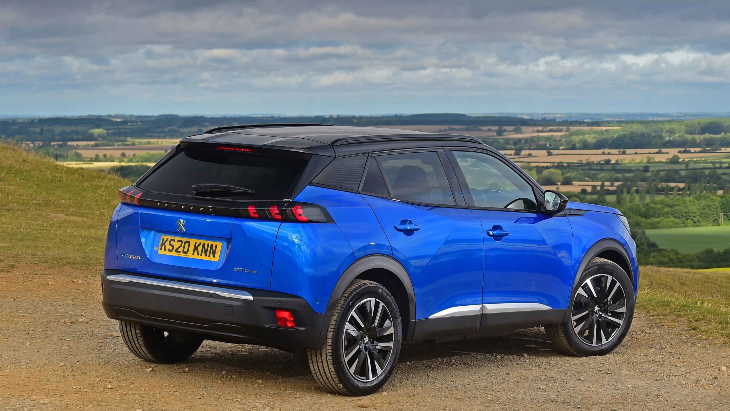 Peugeot e-2008 review pictures | DrivingElectric