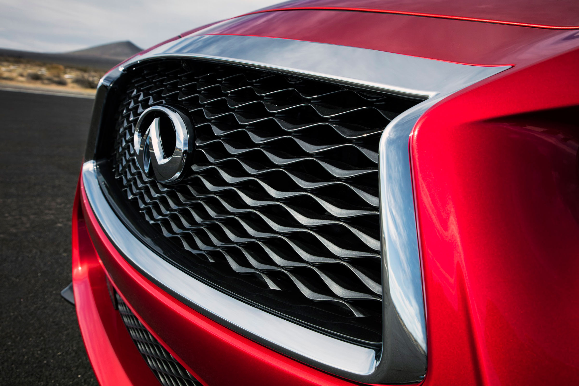 Infiniti Q50 Hybrid reliability & safety | DrivingElectric
