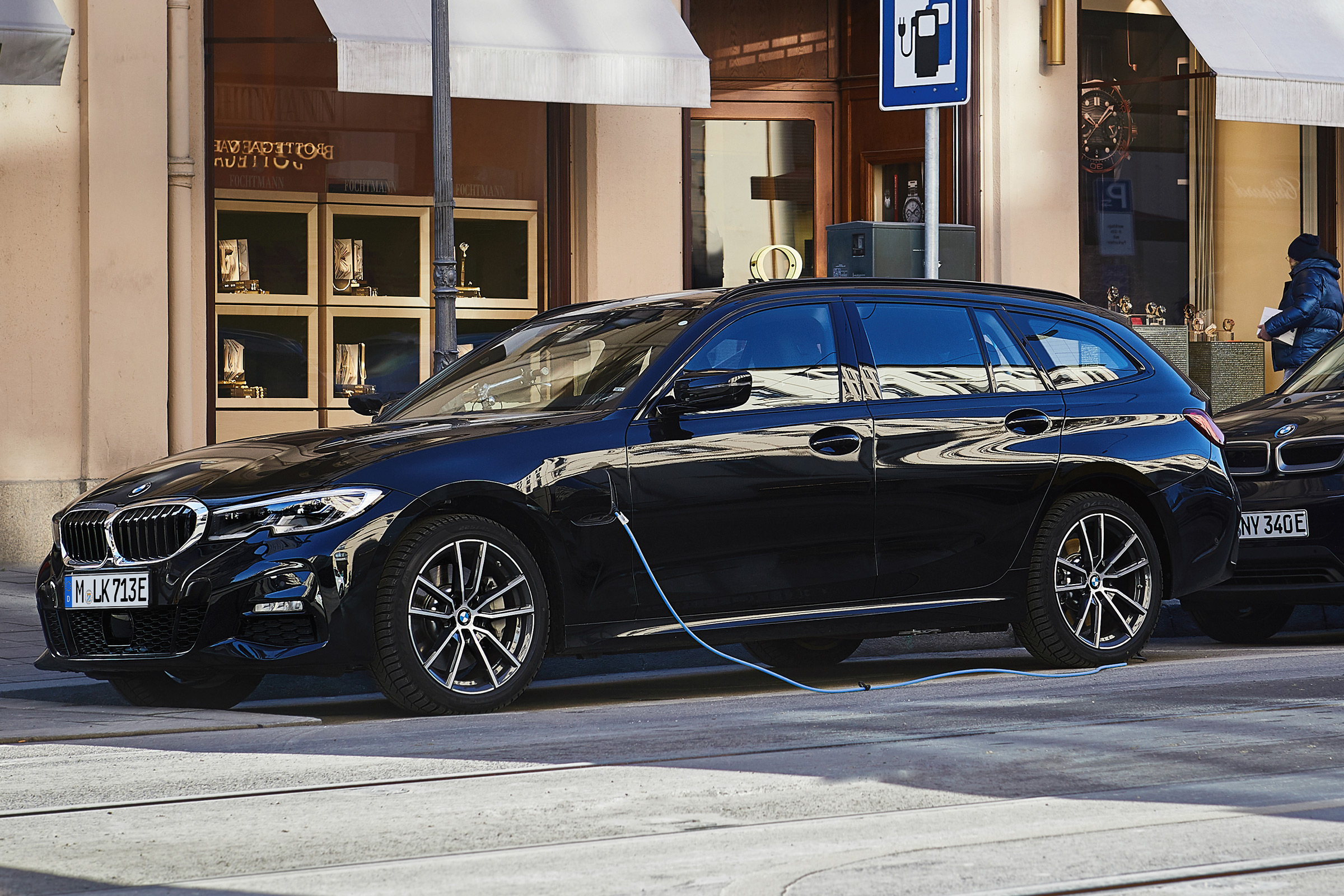 2020 BMW 330e Touring Prices Spec And On sale Date DrivingElectric