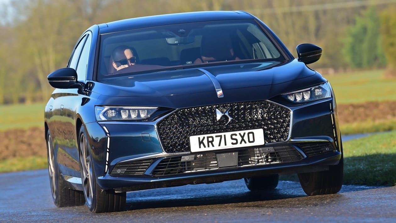 DS 9 E-TENSE hybrid review | DrivingElectric
